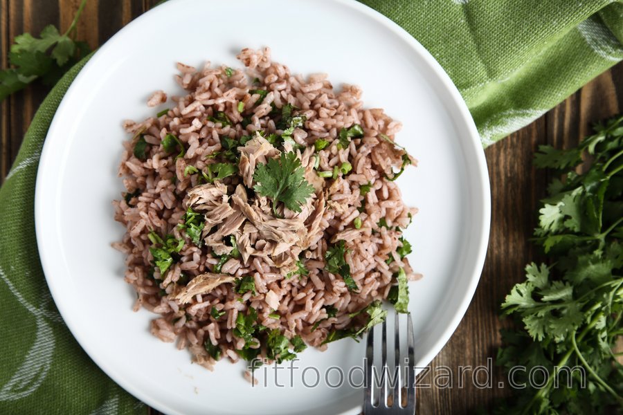 Parsley-lime rice with tuna | fitfoodwizard.com
